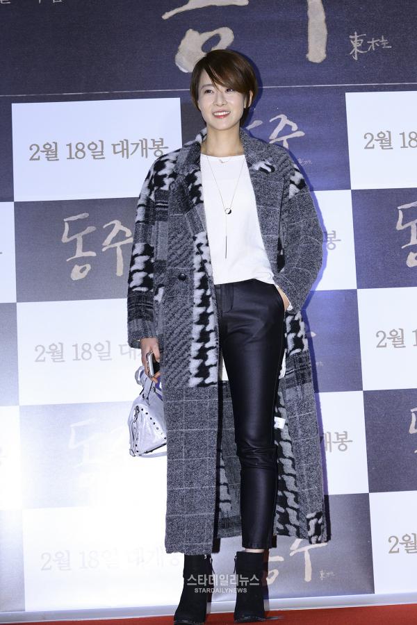 [s포토 ] 류현경 영화 응원하러 왔어요~ 동주 Vip시사회 스타데일리뉴스