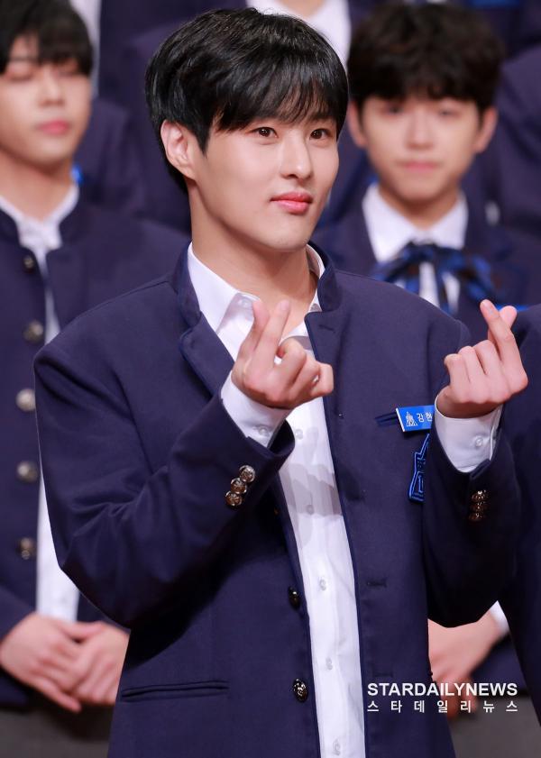 [S포토] 강현수, 'AAP.Y 강현수 입니다' (프로듀스X101) :: 스타데일리뉴스