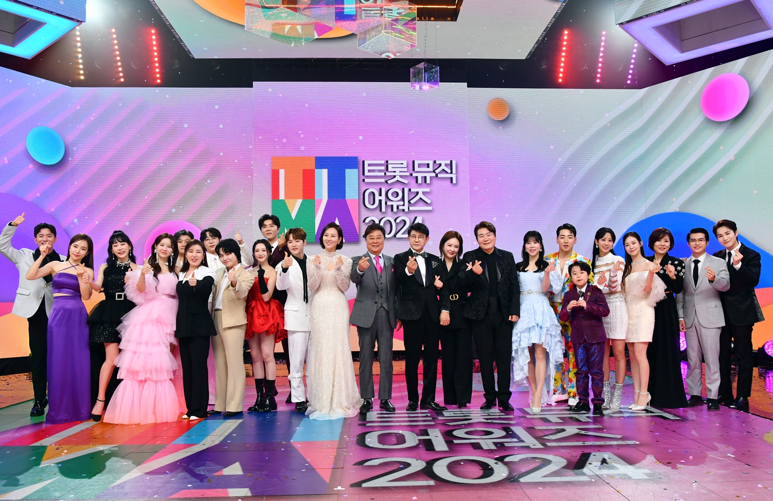 제 1회 ‘트롯뮤직어워즈 2024’ 장윤정·김호중·임영웅 대상 영예 - 스타데일리뉴스