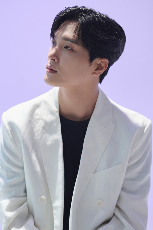 싱어송라이터 NIve(니브), 새 앨범 ‘THE INFORMATION’ 28일 발매 - 스타데일리뉴스