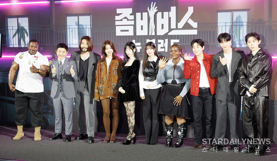 [S포토] '좀비버스 시즌2 주역들~' (좀비버스: 뉴 블러드) - 스타데일리뉴스