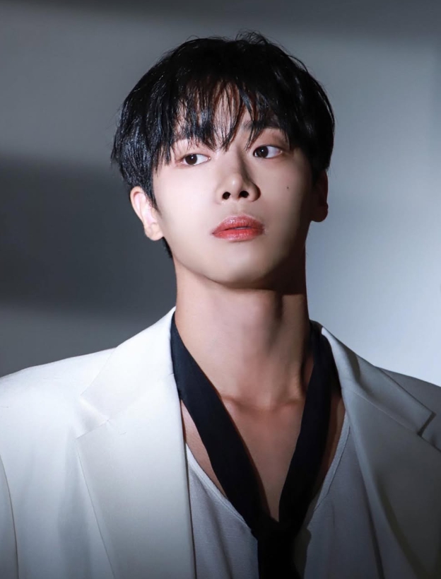 디시트렌드 투표 1위 추영우, 팬심 폭발…“이제 팬미팅만 남았다” - 스타데일리뉴스