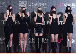 [S포토] ITZY, '마스크 뚫고 나오는 예쁜 미소' (2021 TMA) :: 스타데일리뉴스