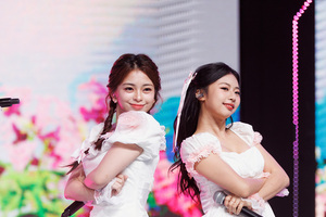 [S포토] YGIG JM-비엔, '과즙미 가득~' (심플리케이팝 582회) - 스타데일리뉴스